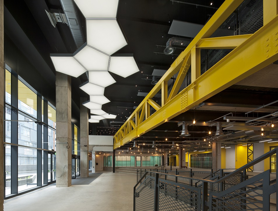 Architects’ Showcase: University of Strathclyde Learning and Teaching ... Architects’ Showcase: University of Strathclyde Learning and Teaching ...